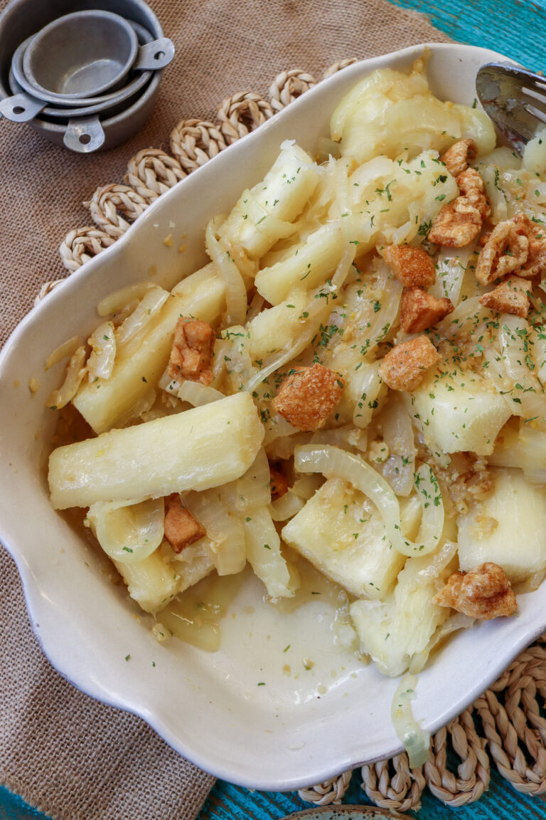 Yuca con mojo cubano - The Flavor Hedonist