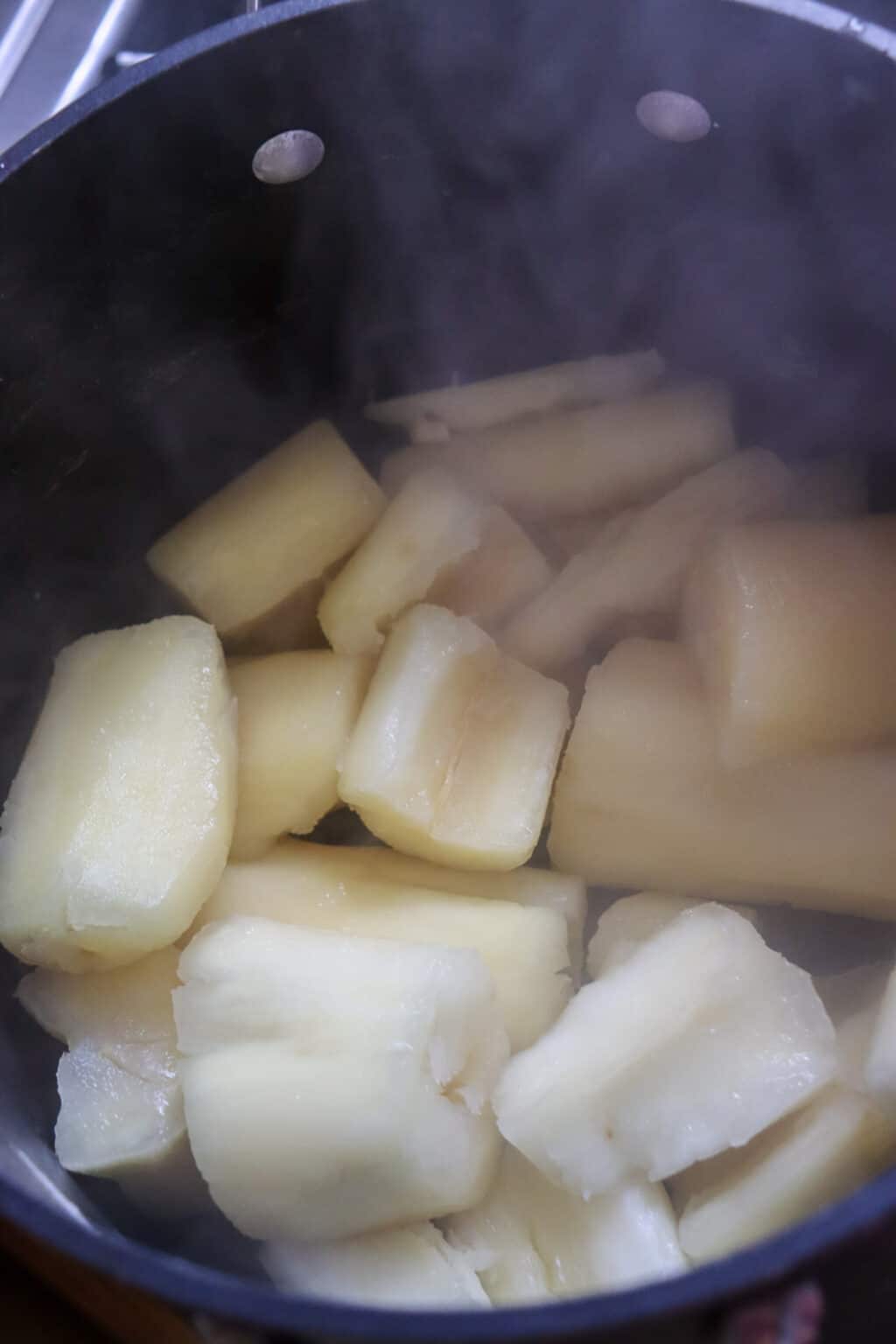Yuca con mojo cubano - The Flavor Hedonist