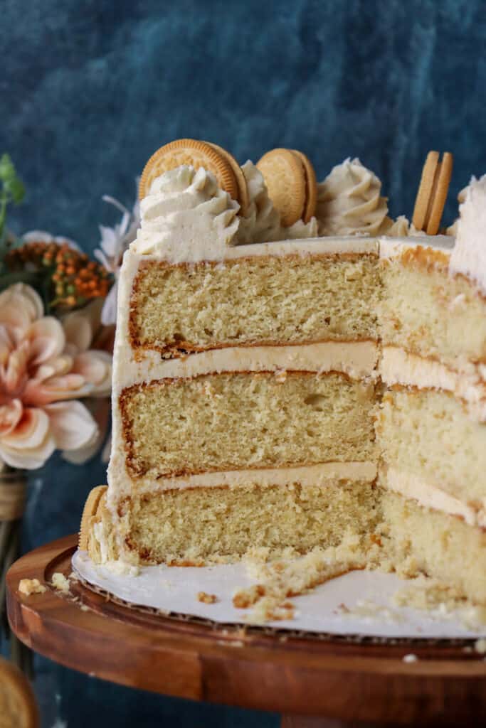 Golden Oreo Cake - The Flavor Hedonist