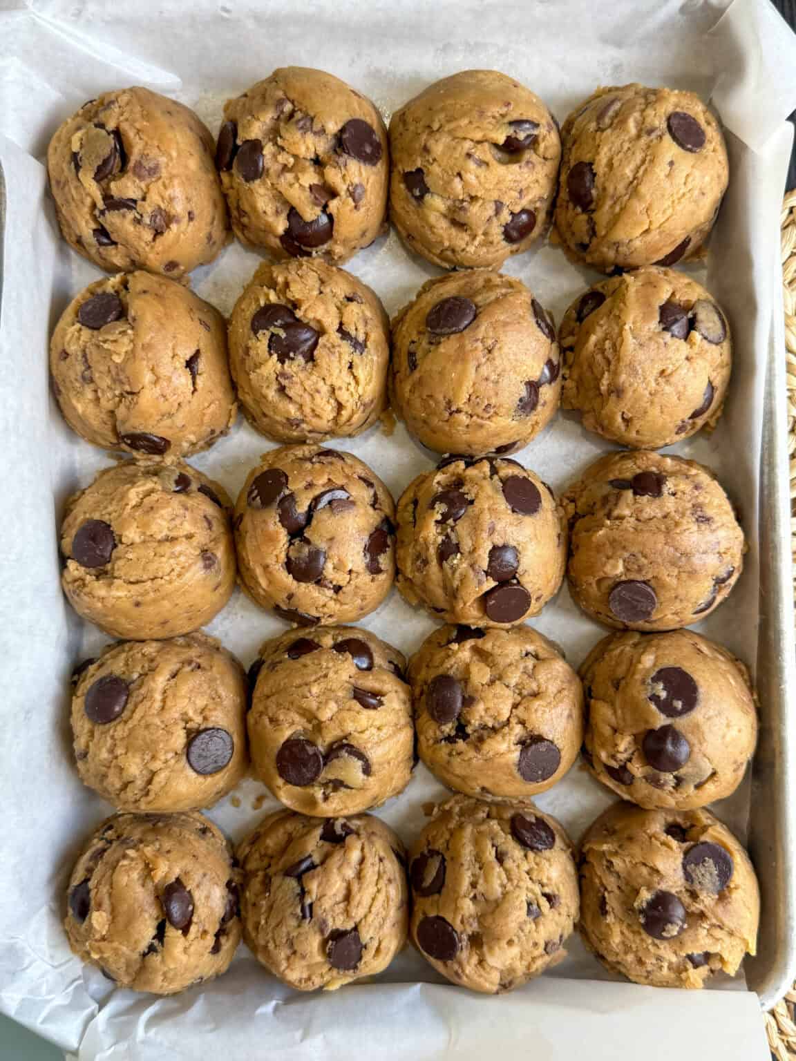 Brown Butter and Toffee Chocolate Chip Cookies - The Flavor Hedonist