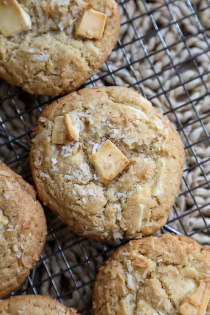 Coquito Cookies - The Flavor Hedonist
